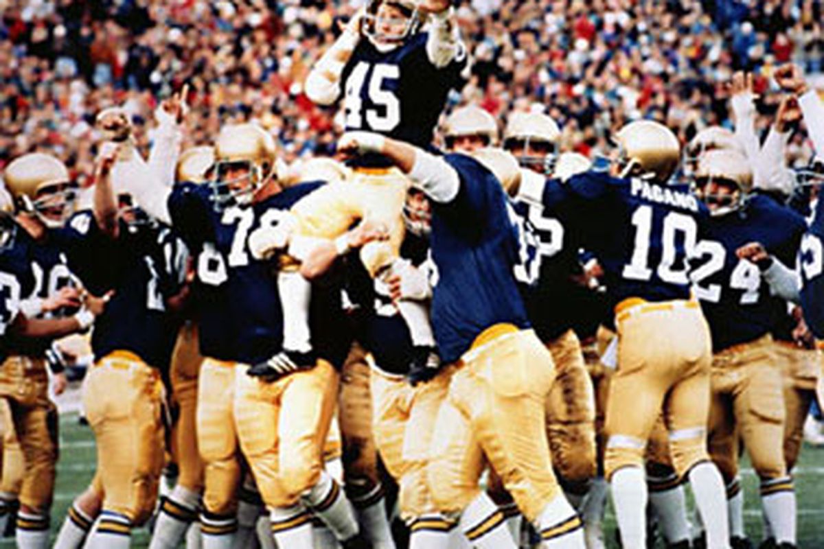 Movies Everybody Loves That I Hate – Episode 12: “Rudy” – Dubsism